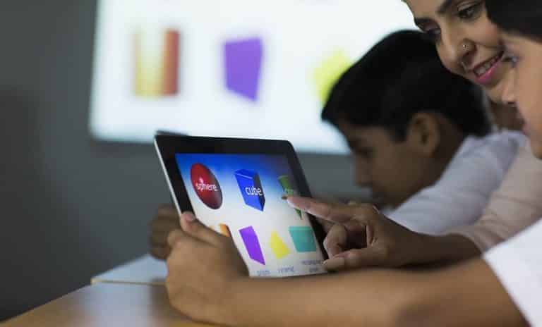 Role of Technology in Education System for Students | Mintbook
